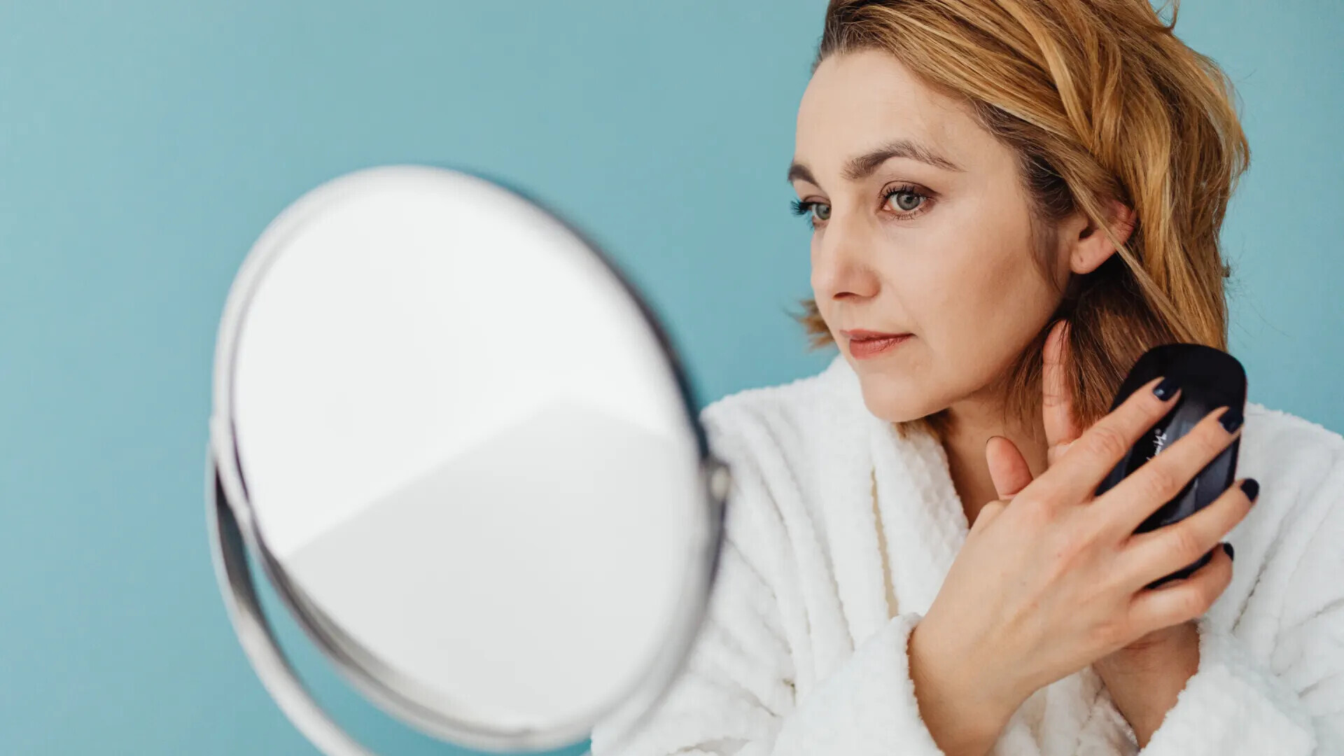 Joues tombantes : trois soins pour les rehausser